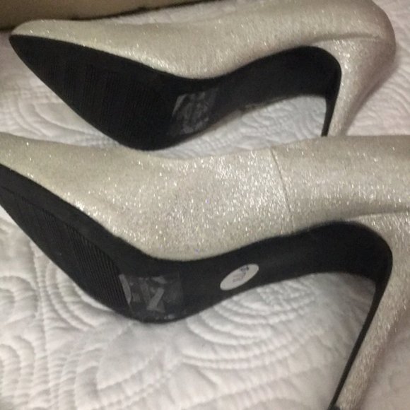 Coloriffics | Shoes | Weddingbridal Or Prom Pumps Silver 7 Coloriffics ...